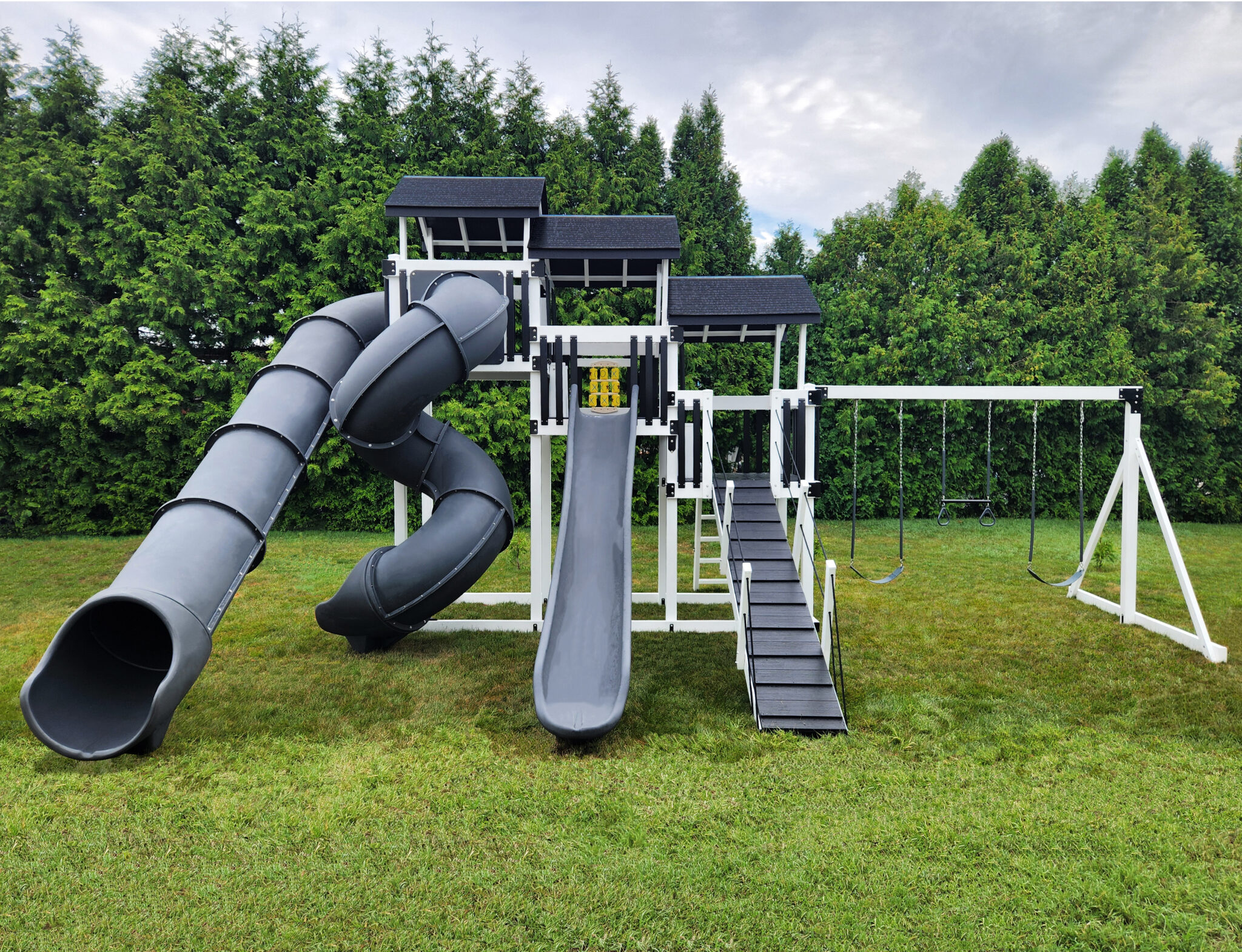 F514-8 fantasy fortress swing set - Pine Creek Structures